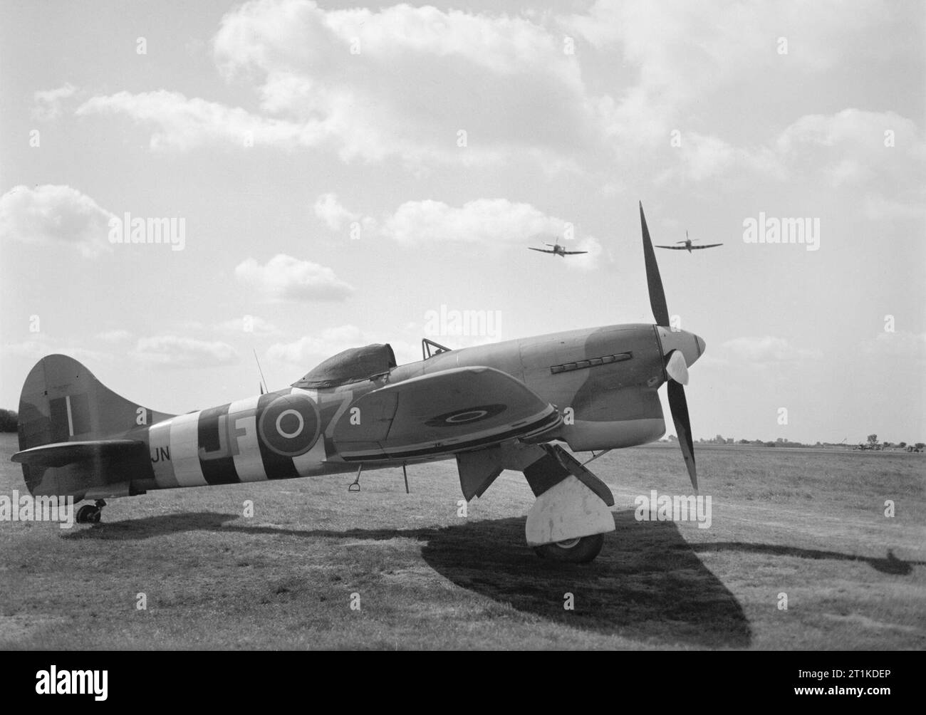 Aircraft of the Royal Air Force 1939-1945- Hawker Tempest. Tempest Mark ...