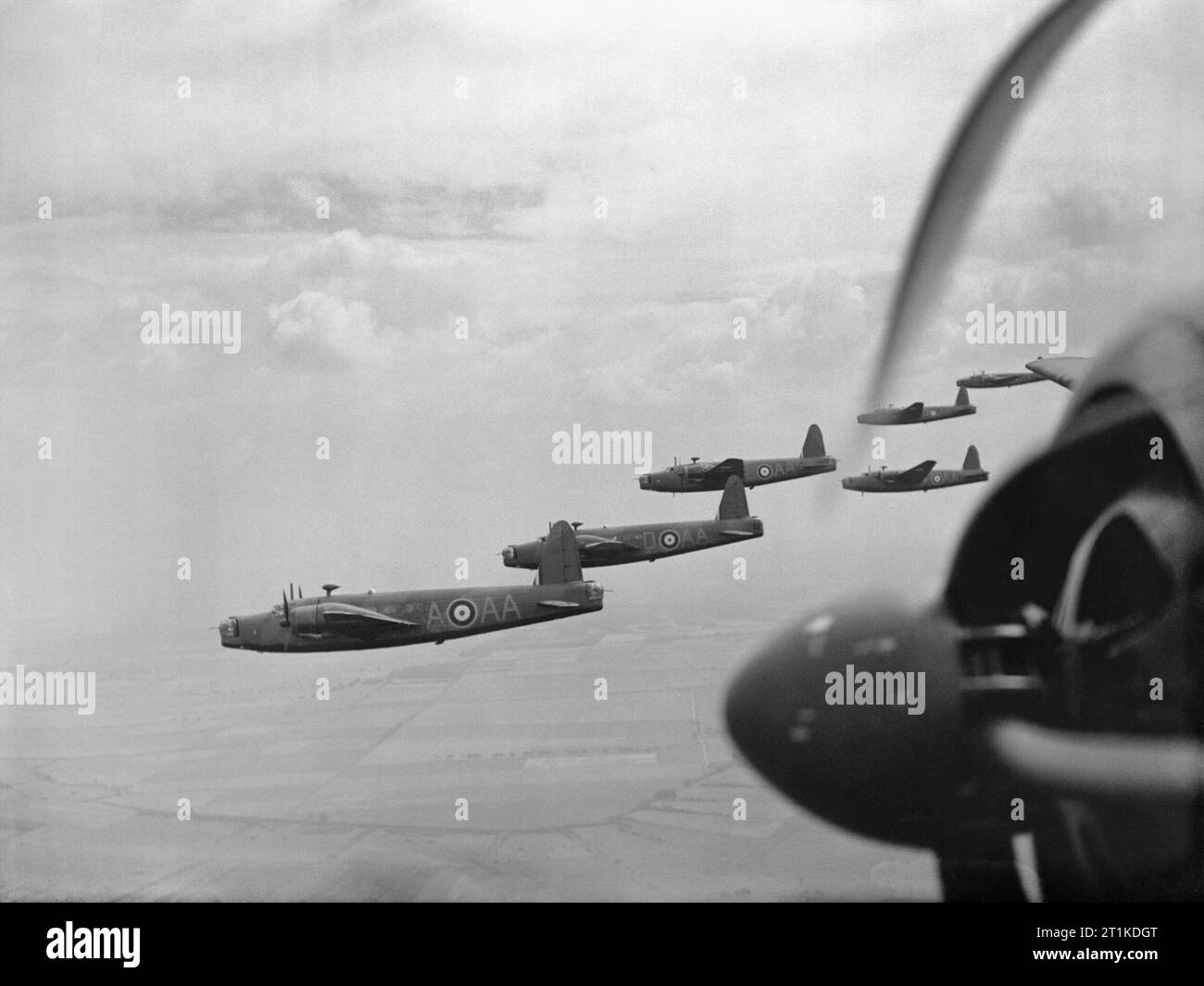 Royal Air Force Bomber Command, 1939-1941. Vickers Wellington Mark IAs ...