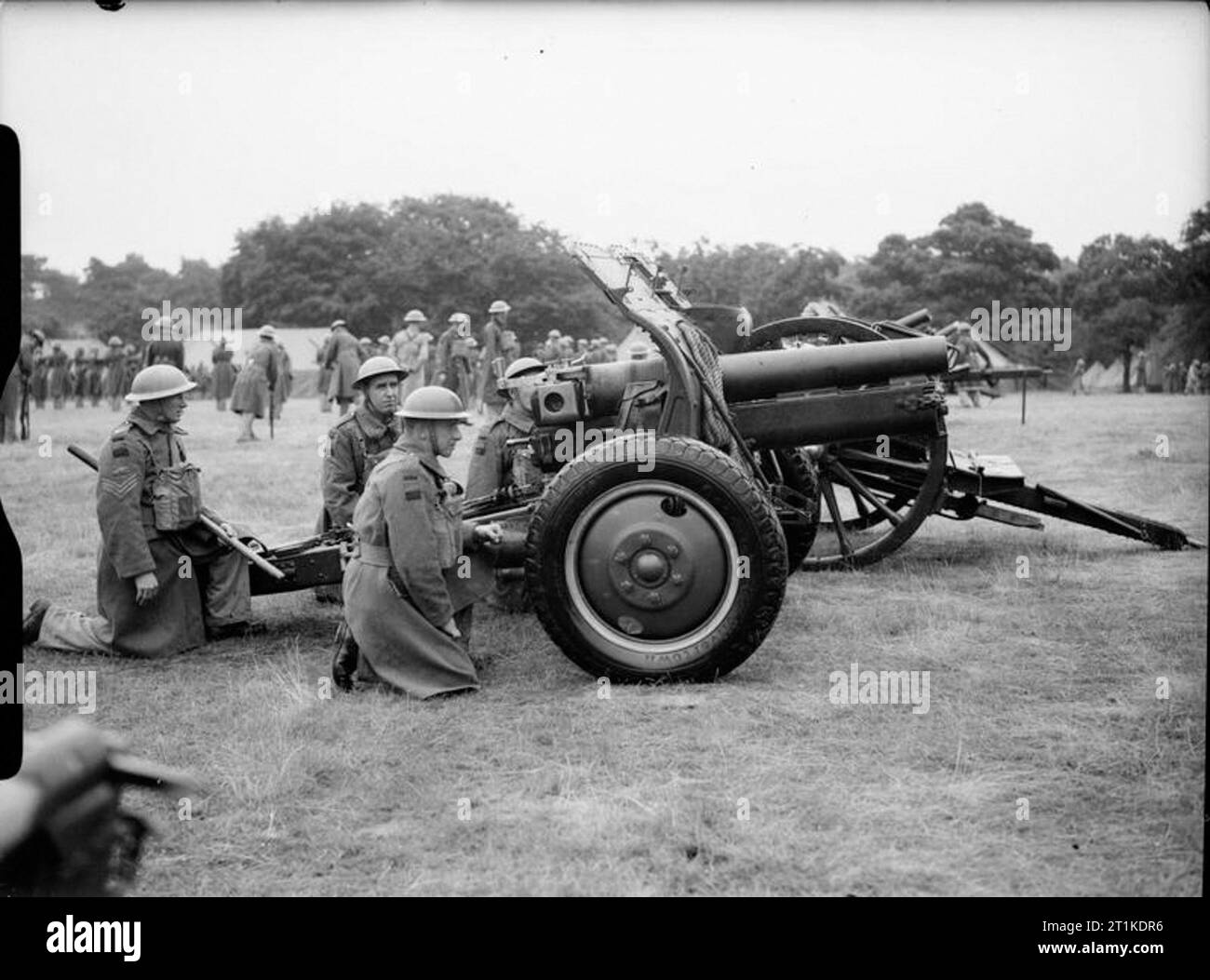 Dominion and Empire Forces in the United Kingdom, 1939-45 4.5-inch ...