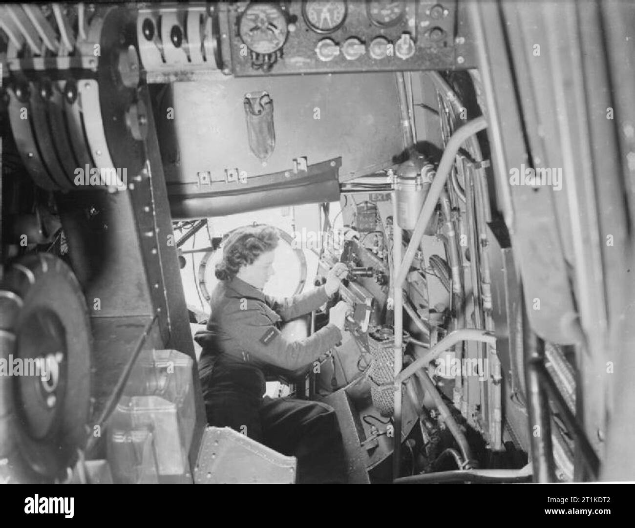 Women on the Home Front 1939 - 1945 The Women's Auxiliary Air Force ...