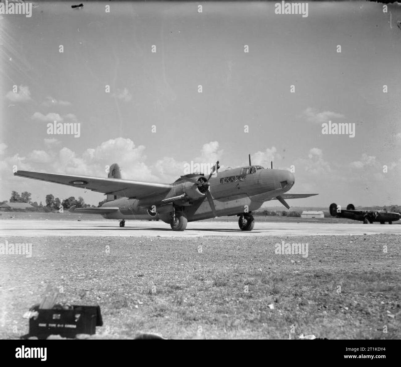 Aircraft of the Royal Air Force 1939-1945- Vickers Warwick. Warwick C Mark III, HG227, of No ...