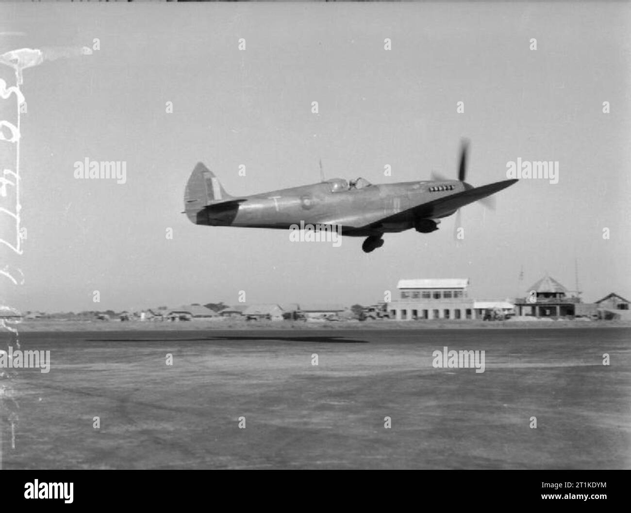 Aircraft of the Royal Air Force, 1939-1945- Supermarine Spitfire ...