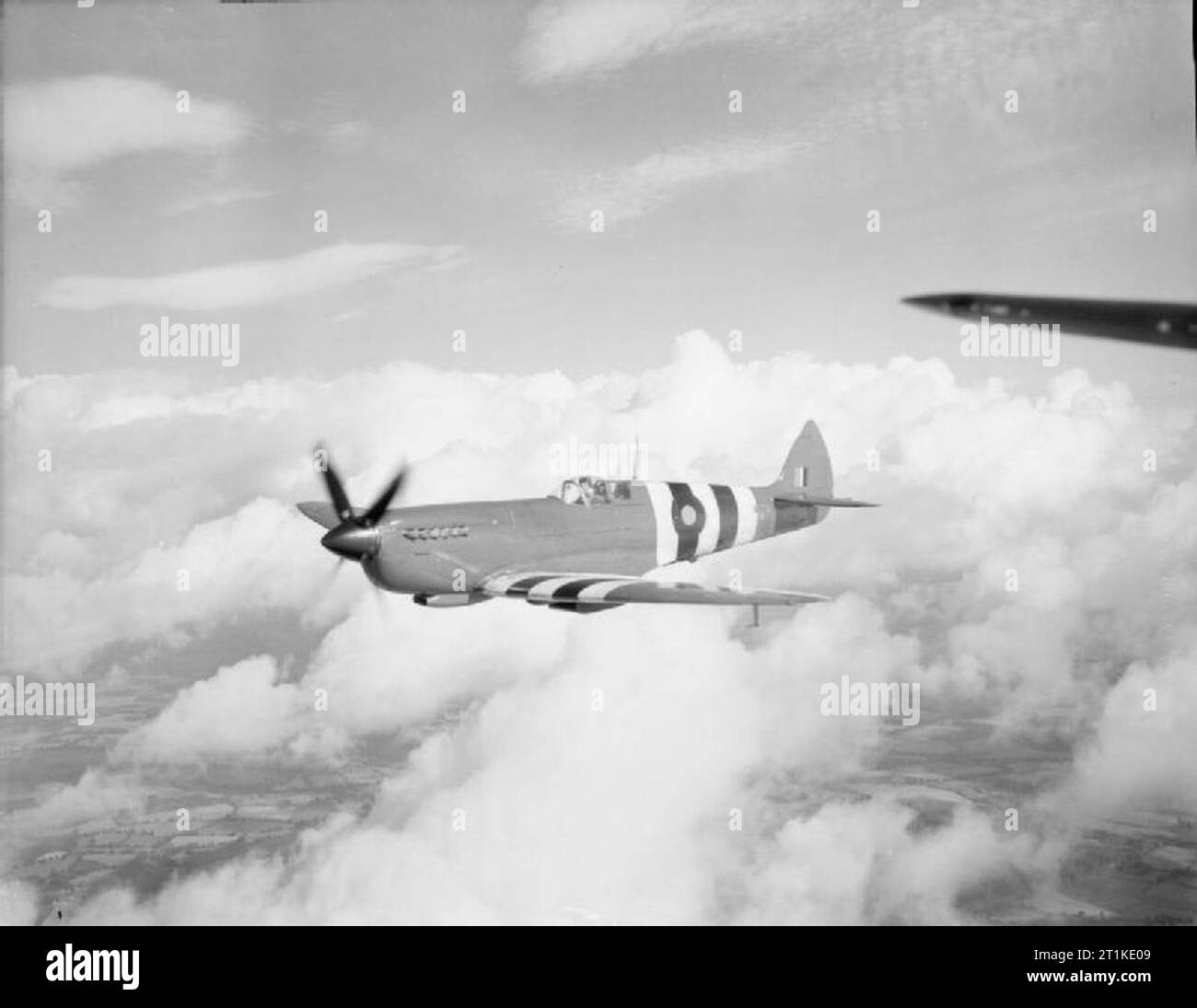 Aircraft of the Royal Air Force, 1939-1945- Supermarine Spitfire ...