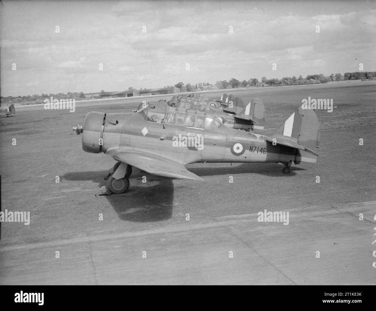 American Aircraft in RAF Service 1939-1945- North American Na-16 and Na ...