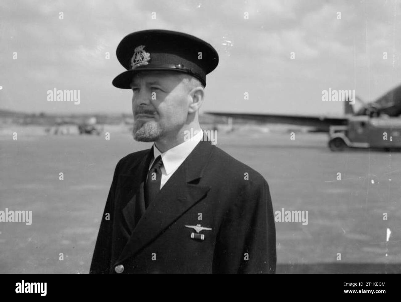 Transatlantic conflict Black and White Stock Photos & Images - Alamy