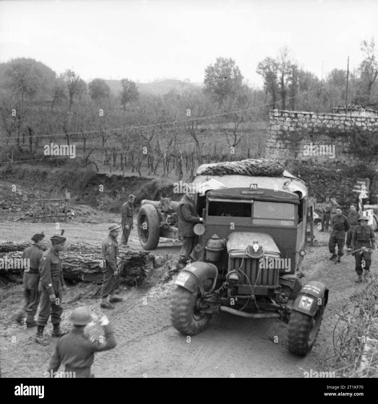 The British Army in Italy 1943 7.2-inch gun and Scammell tractor of 18 ...