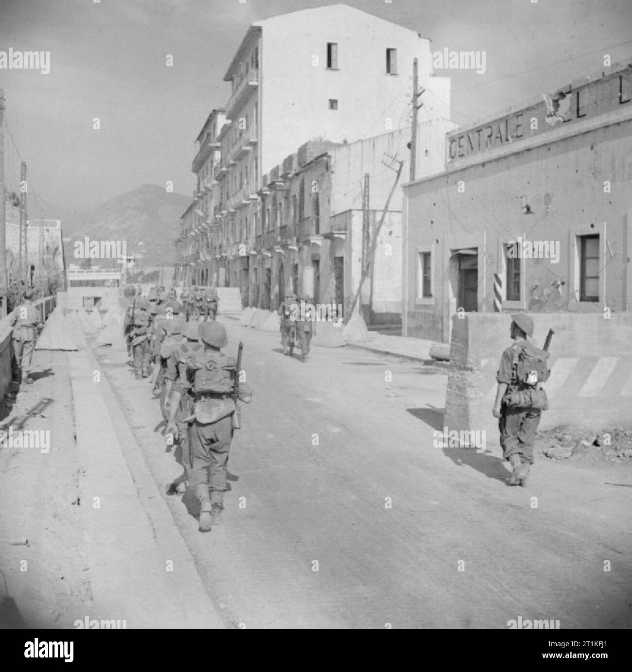 The British Army in Italy 1943 Infantry march through Salerno, 10 ...