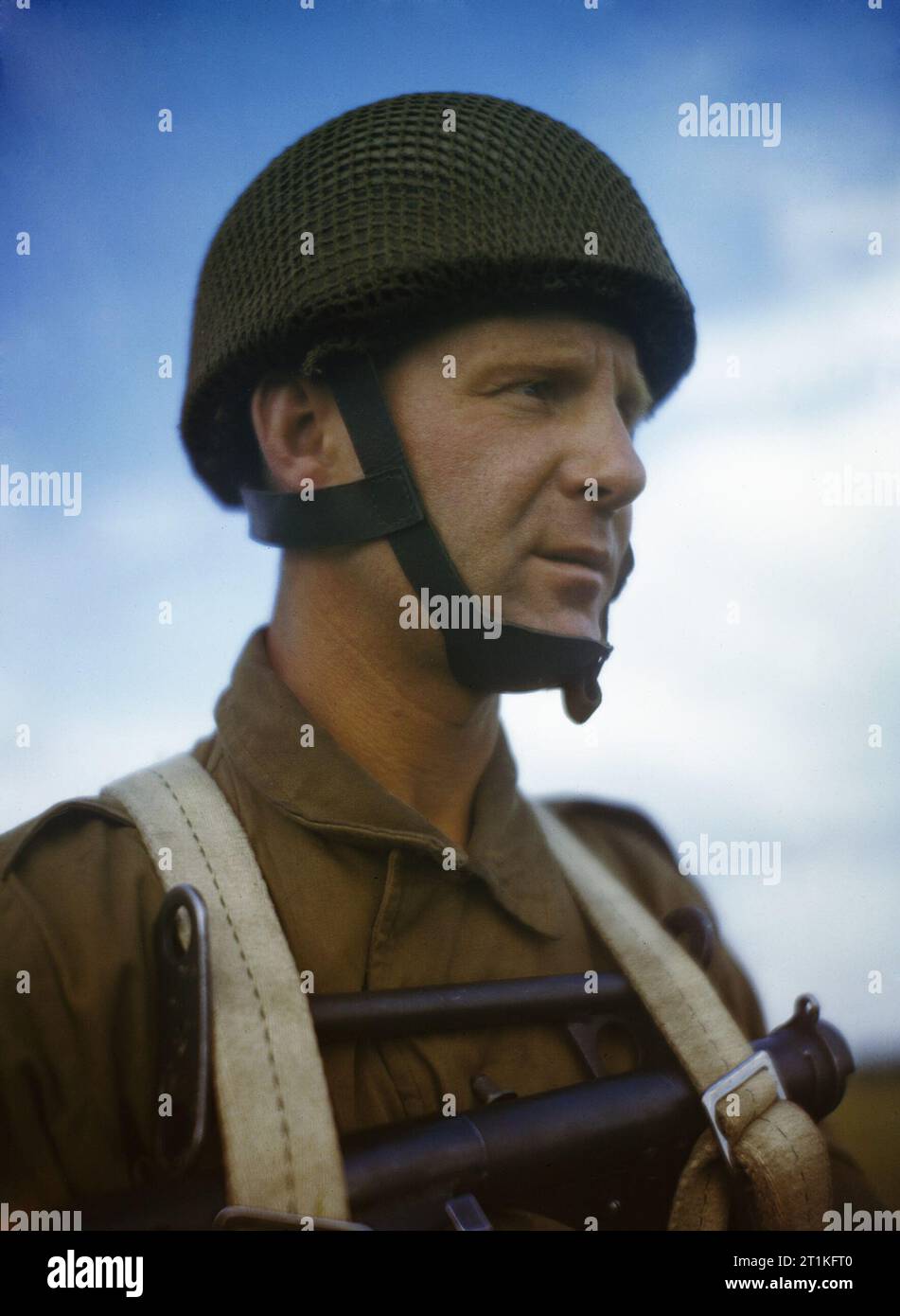 Paratroop Training in Britain, October 1942 Head and shoulders portrait ...
