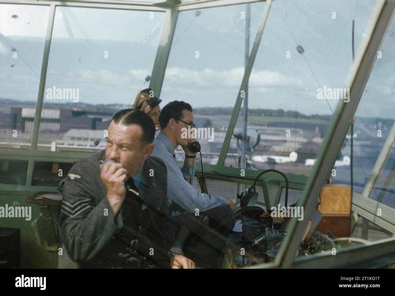 World war two air control tower hi-res stock photography and images - Alamy