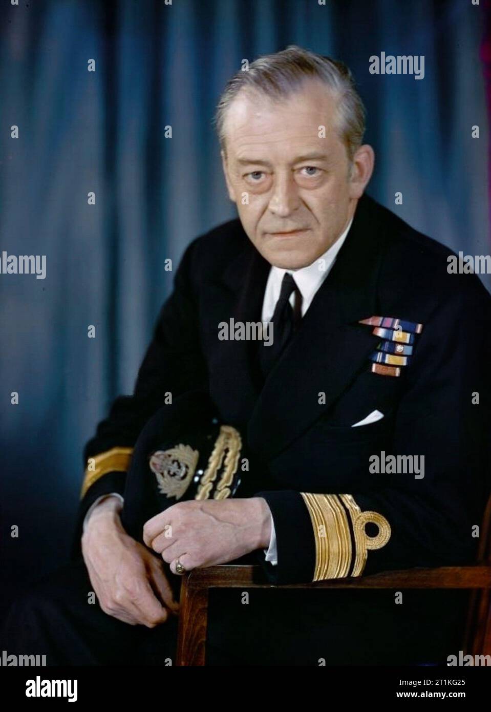 The Royal Navy during the Second World War- Personalities Half length ...