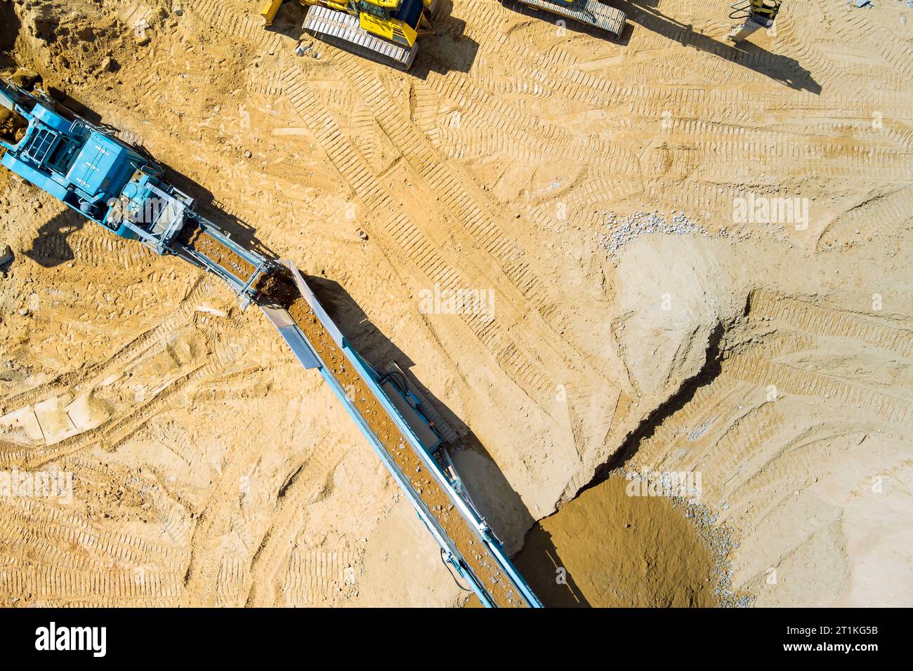 Granite grinding machine using gravel quarrying equipment for stone ...