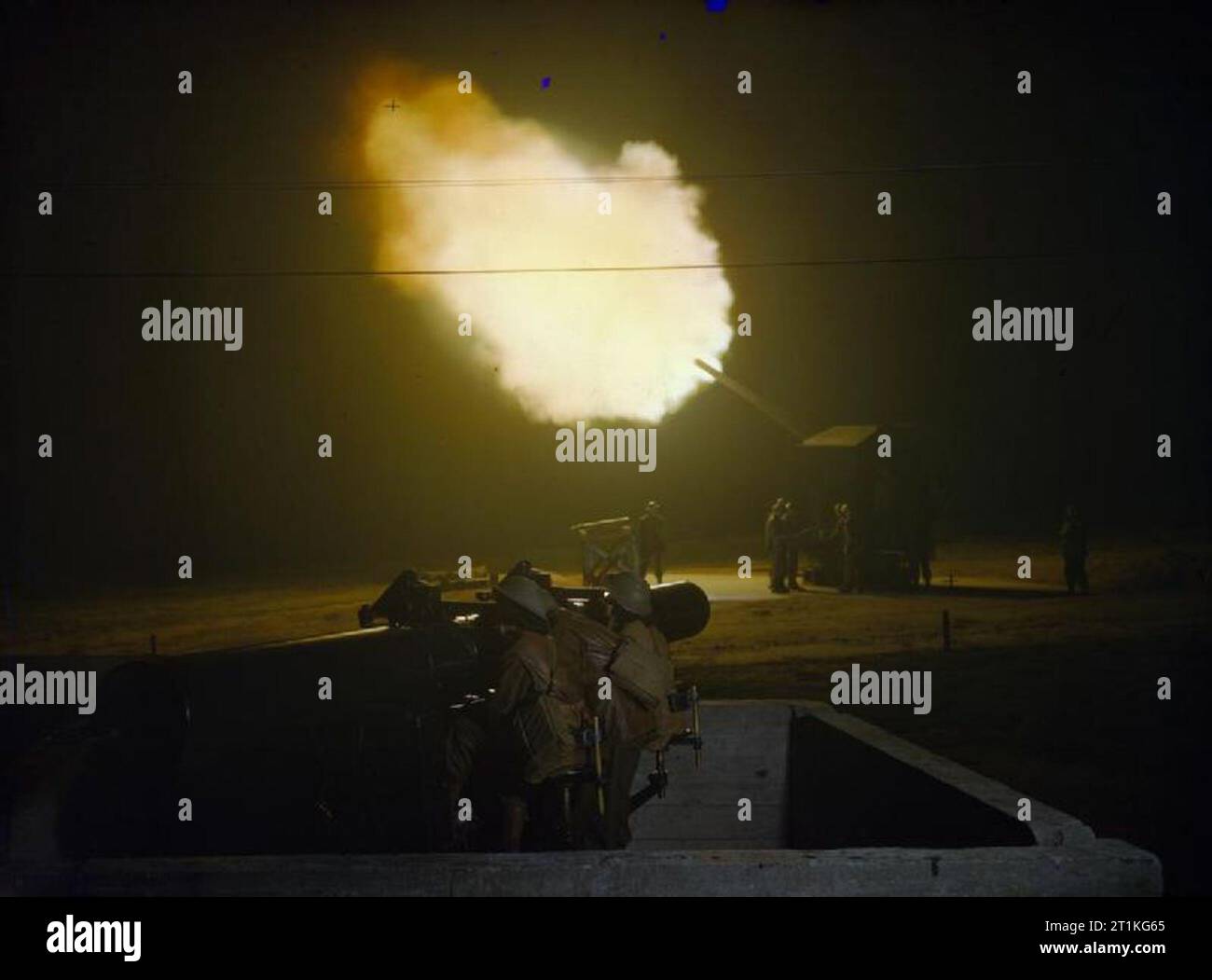 The Auxiliary Territorial Service at An Anti-aircraft Gun Site in ...