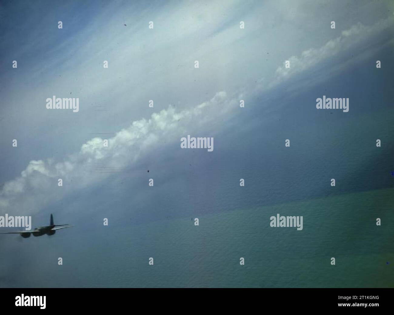 The Royal Air Force in Malta, June 1943 De Havilland Mosquito II ...