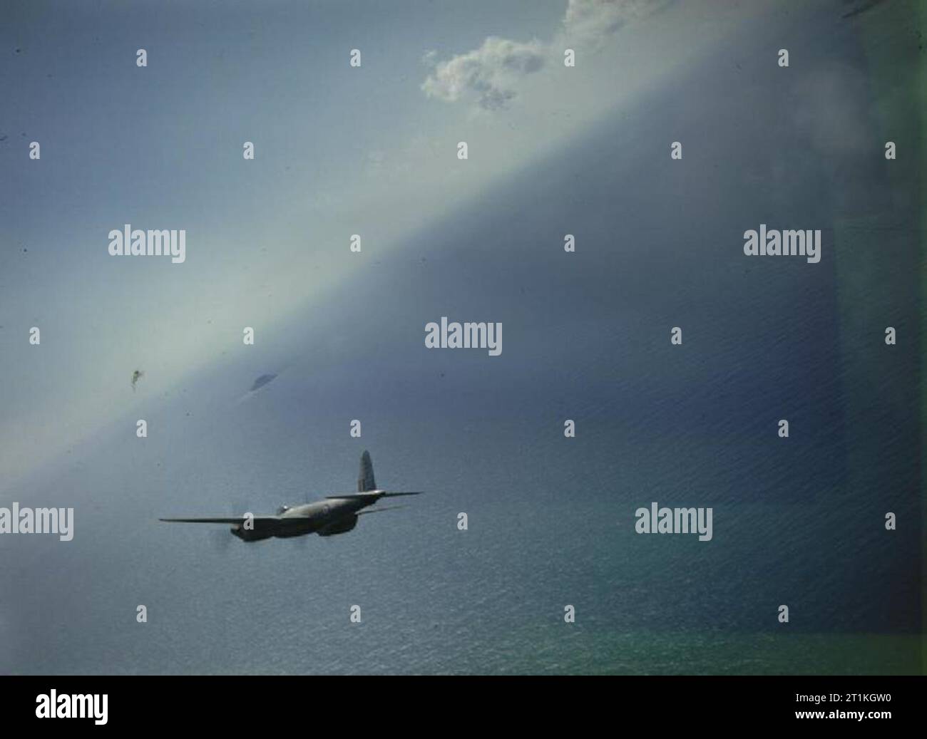 The Royal Air Force in Malta, June 1943 De Havilland Mosquito II ...