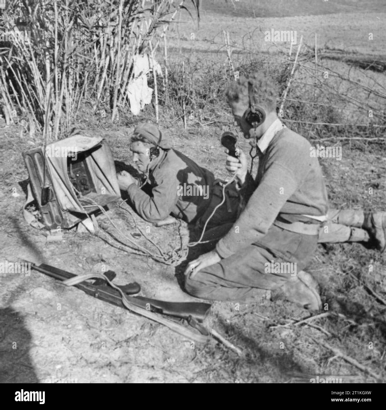 The British Army in Italy 1943 Troopers of 56th Reconnaissance Regiment ...