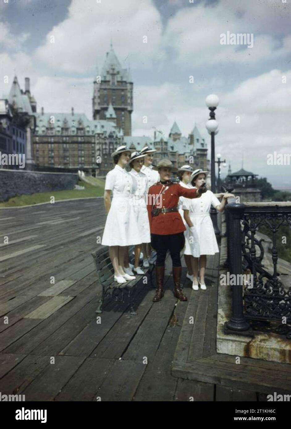 Women at War 1939 - 1945 Women's Royal Naval Service: WRNS officers ...