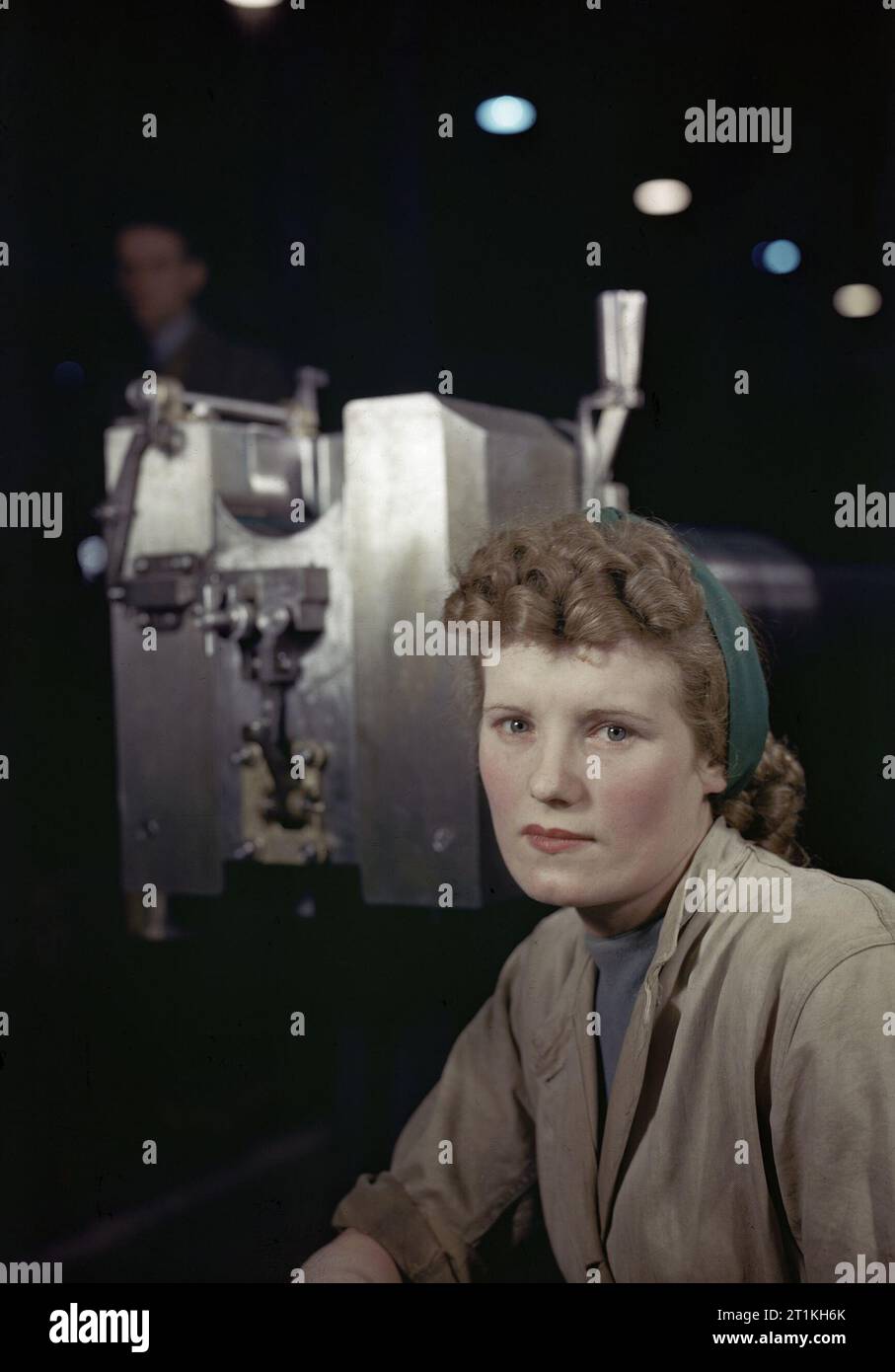 War worker Mrs T Charlesworth, at a factory making 17-pounder anti-tank ...