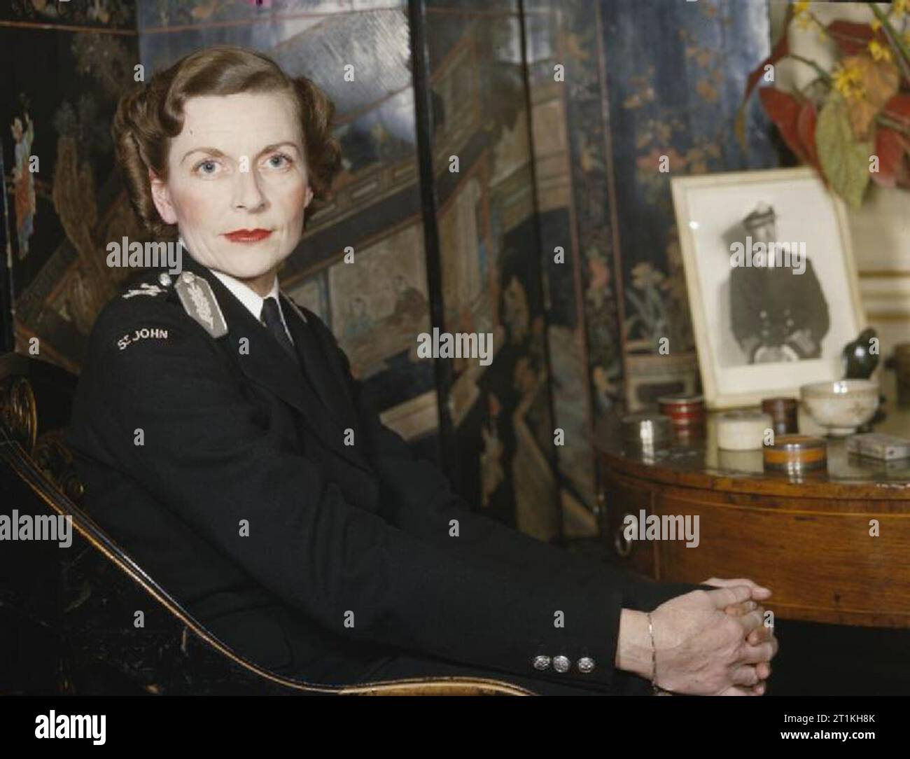 St johns ambulance world war two hi-res stock photography and images ...