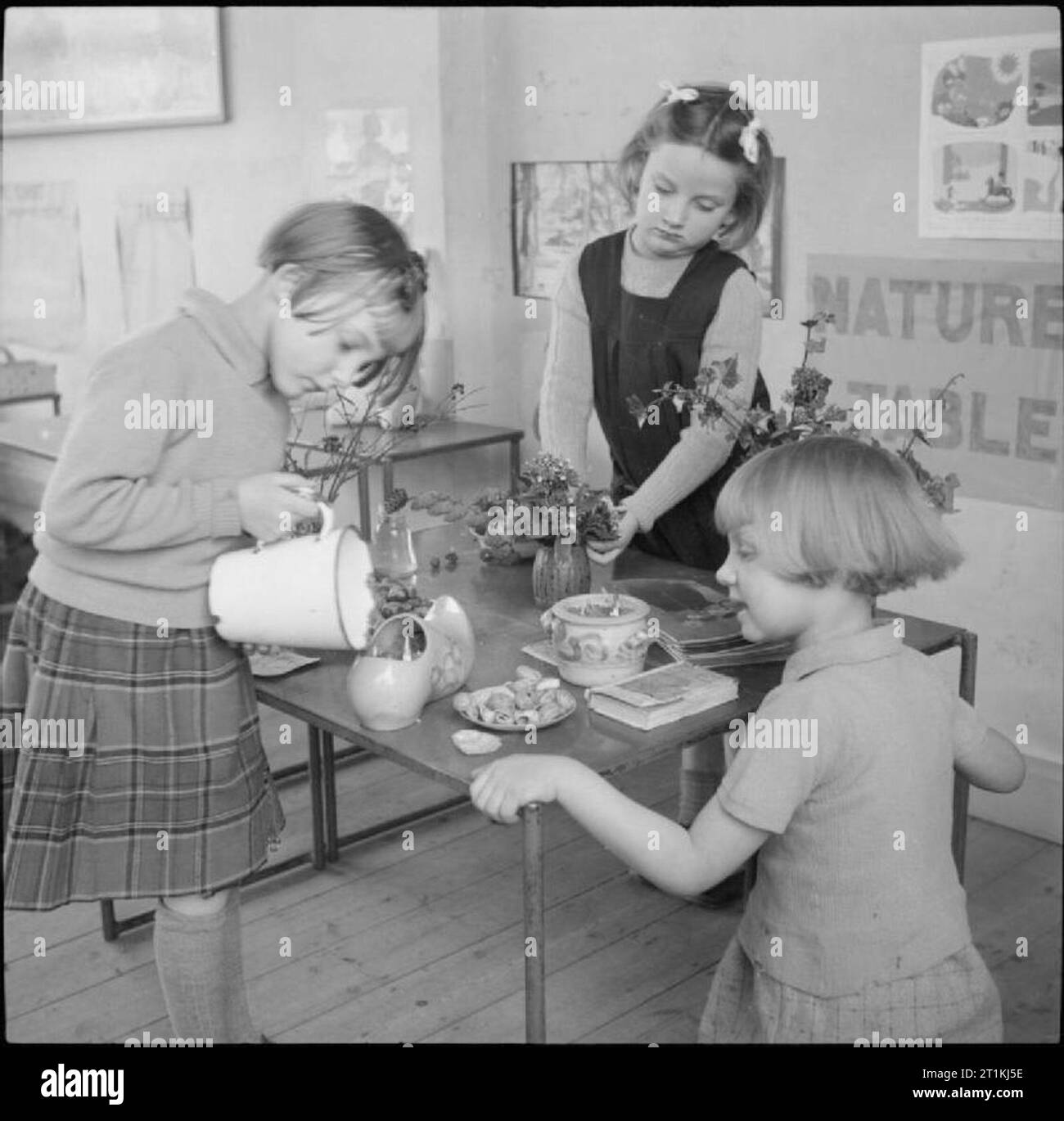 A Modern Village School- Education in Cambridgeshire, England, UK, 1944 ...