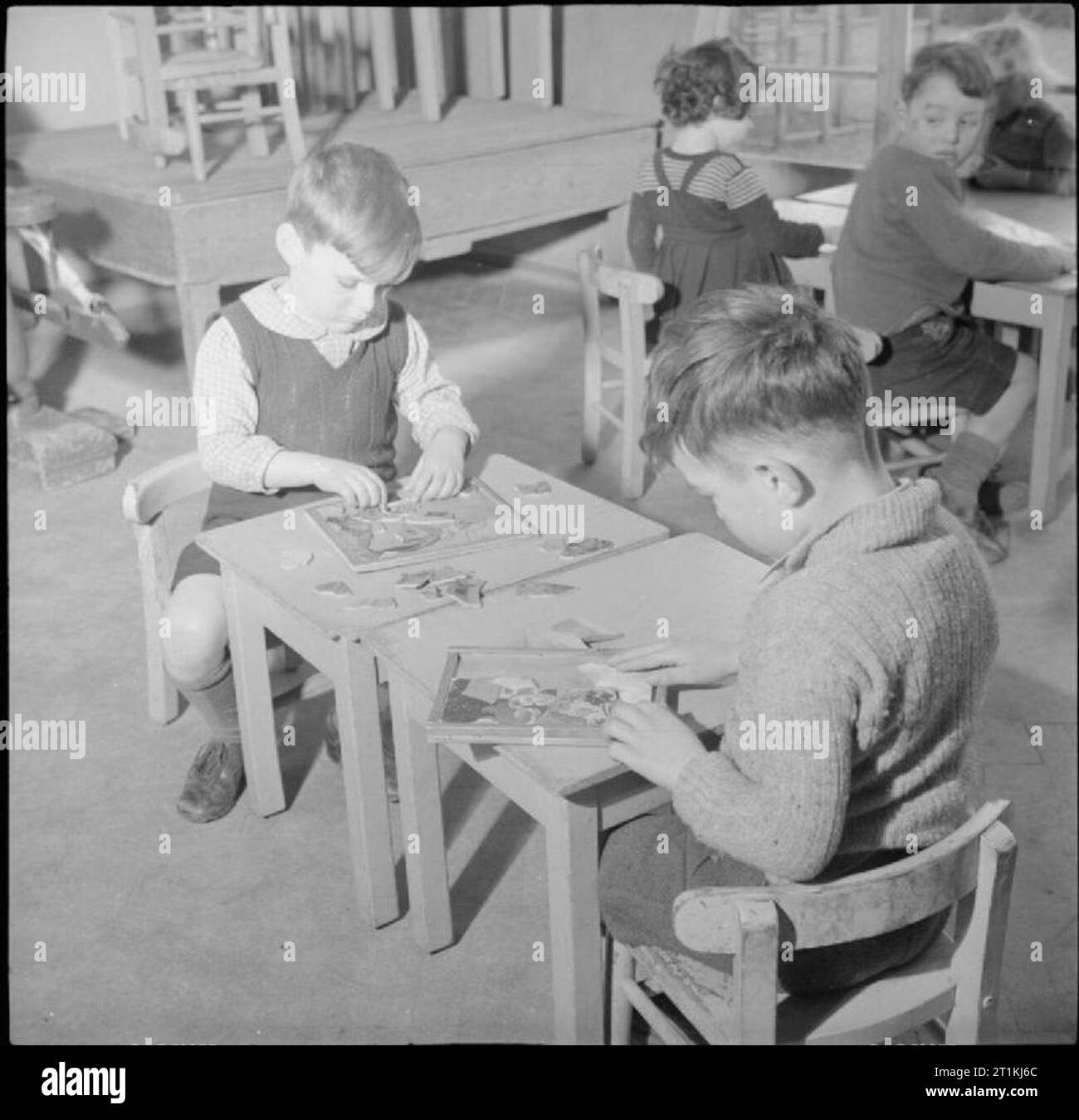 A Modern Village School- Education in Cambridgeshire, England, UK, 1944 ...