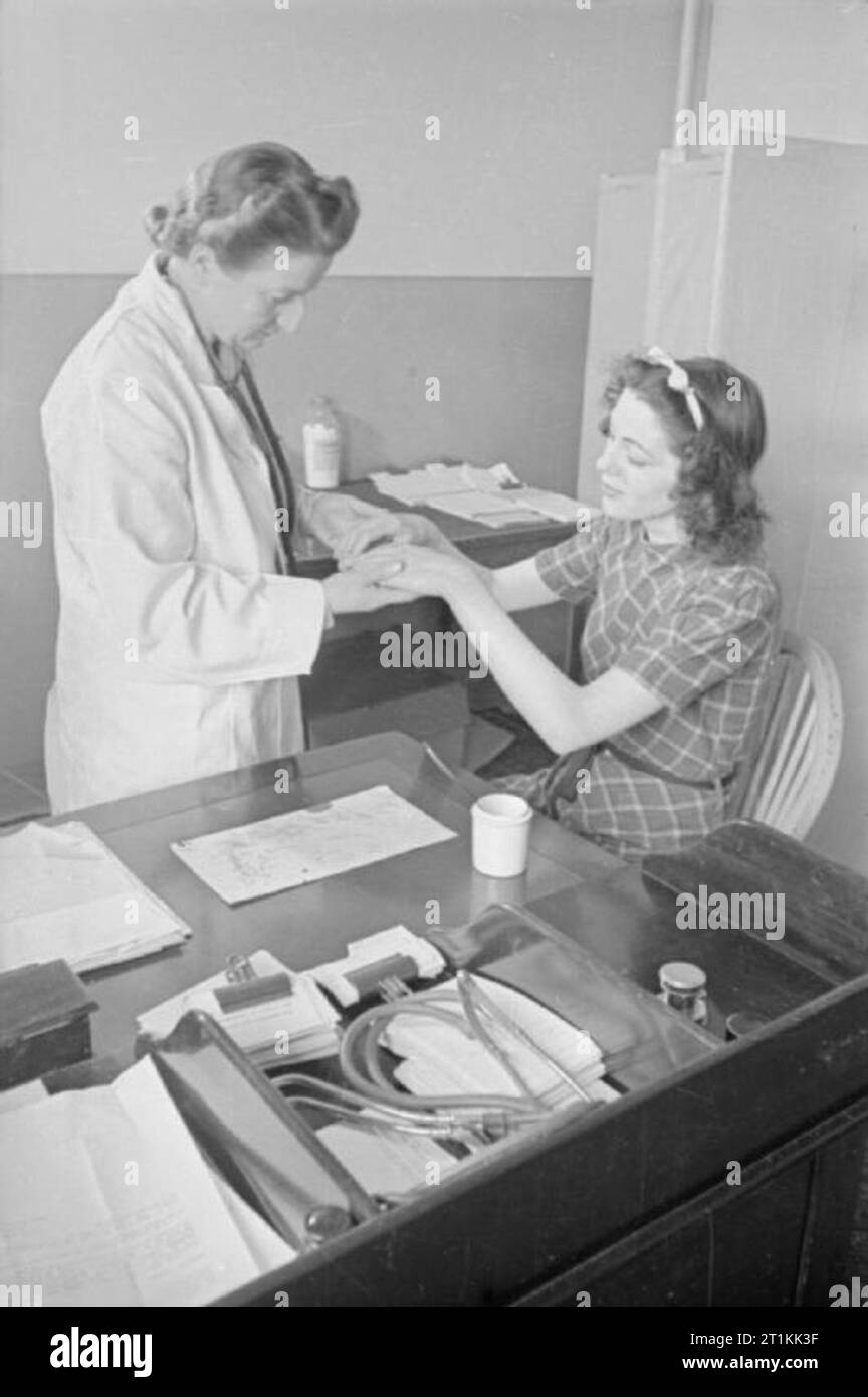Medical examination recruits hi-res stock photography and images - Alamy