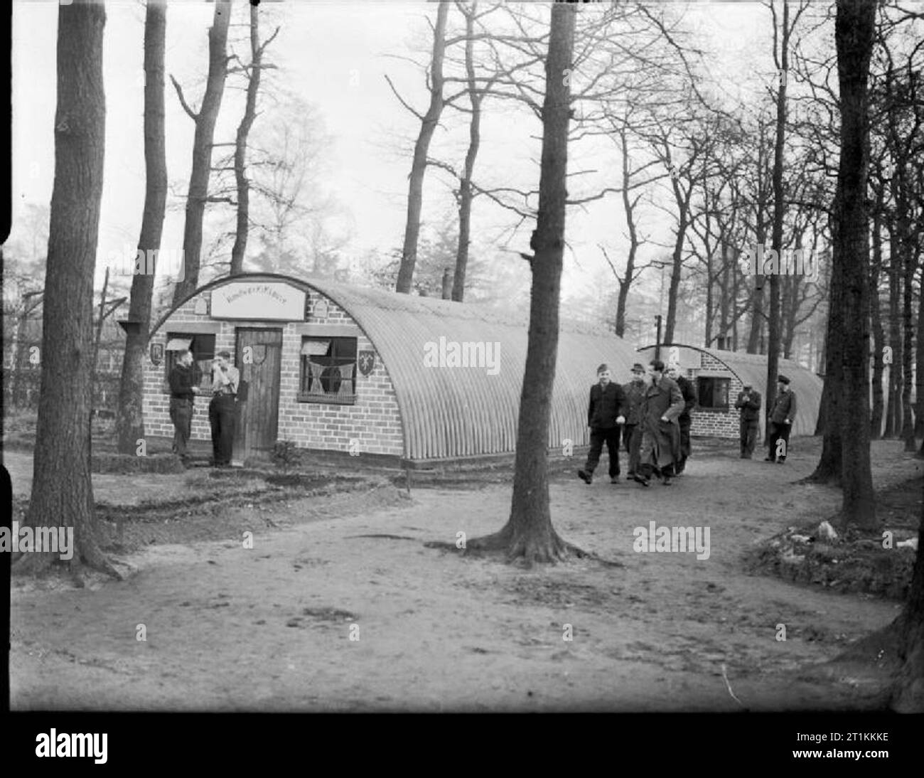 German Prisoners of War in Britain- Everyday Life at a German Pow Camp ...