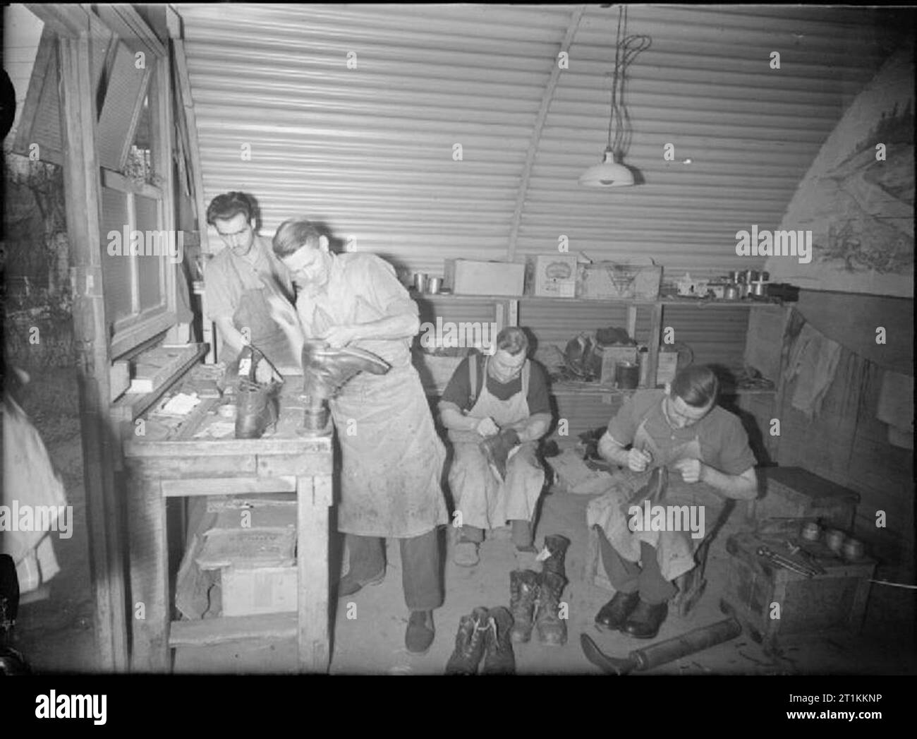 Make and mend ww2 Black and White Stock Photos & Images - Alamy