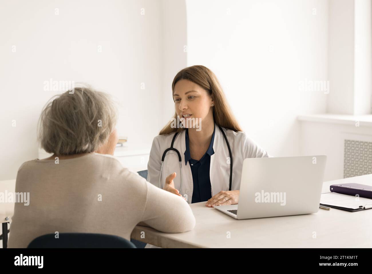 Professional old woman hi-res stock photography and images - Alamy