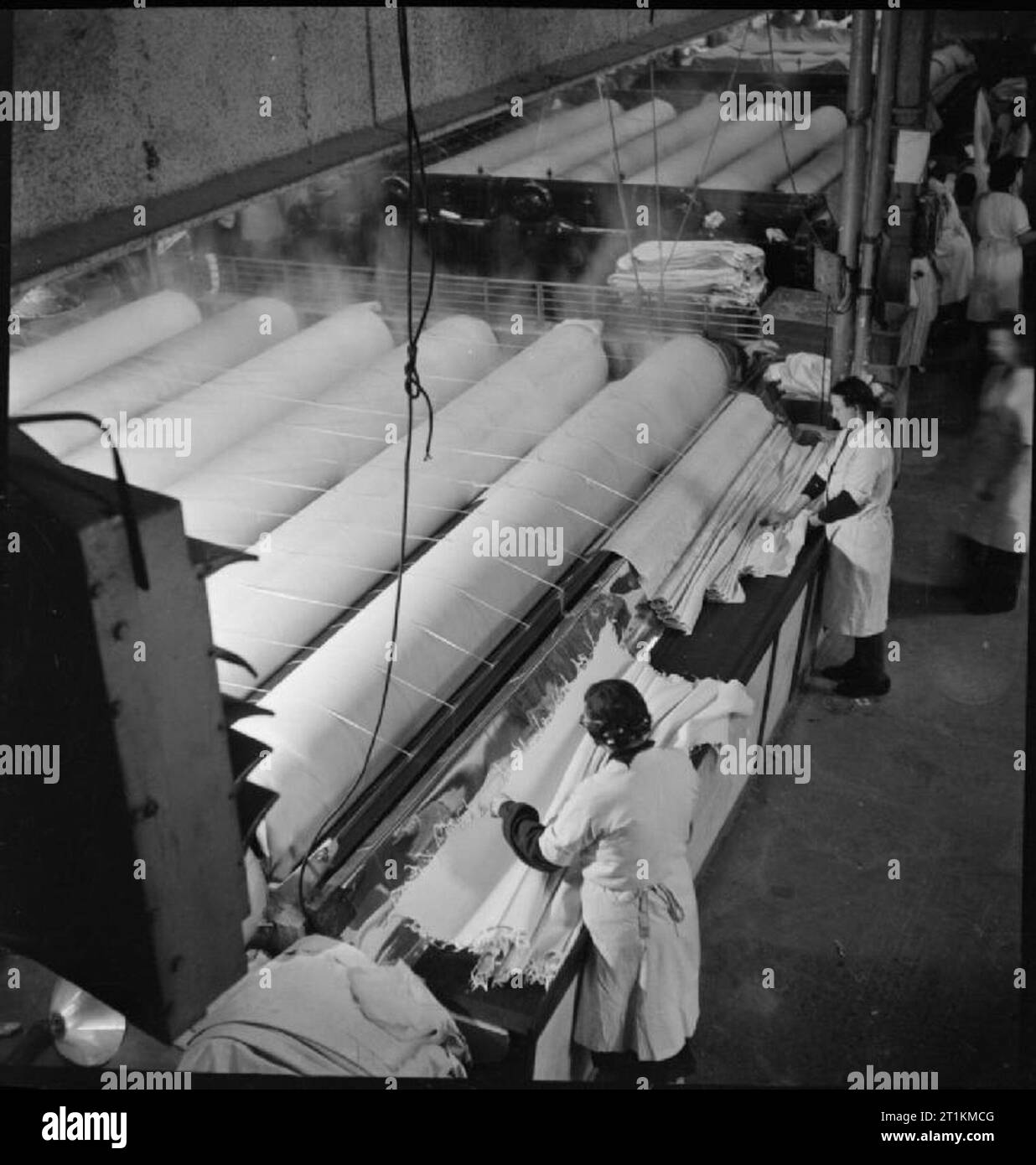 Laundry in Wartime- the work of Gleniffer Laundry, Catford, London ...