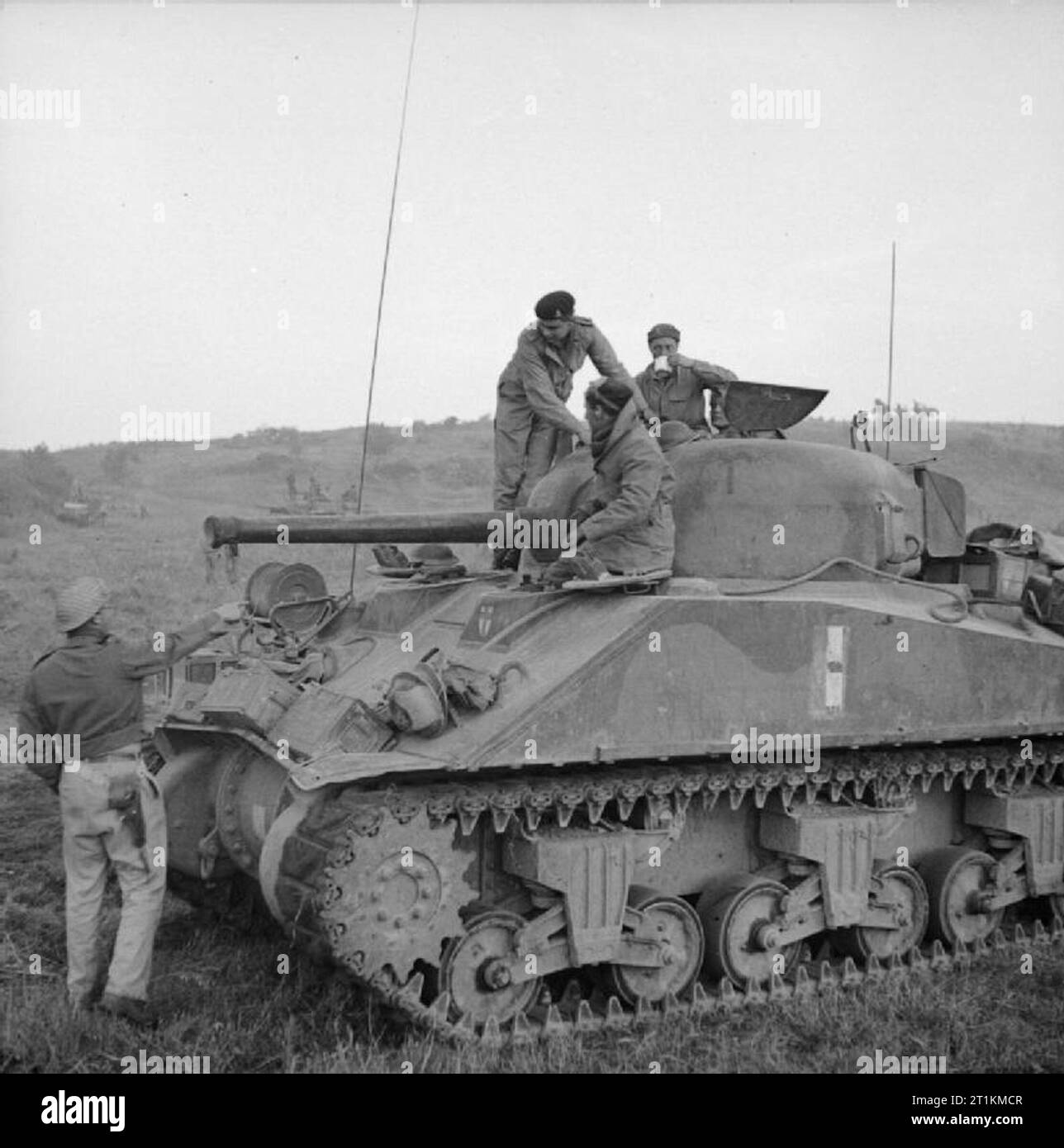 The British Army in Italy 1944 Sherman OP tank attached to a regiment ...