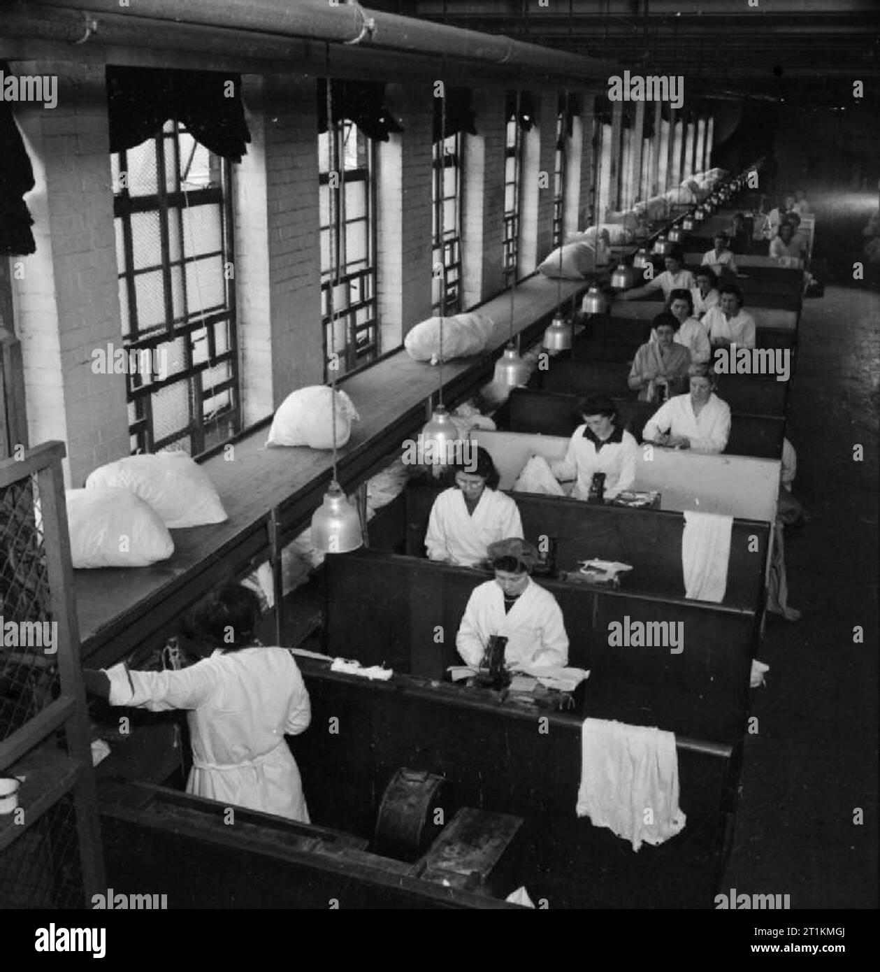 Laundry in Wartime- the work of Gleniffer Laundry, Catford, London ...