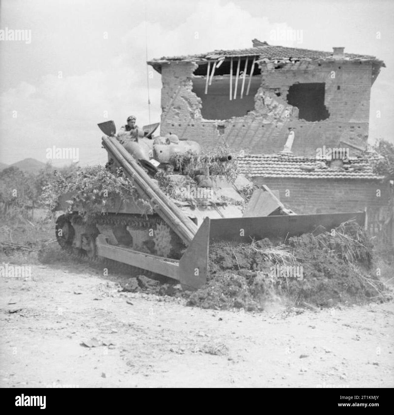 The British Army in Italy 1944 Sherman bulldozer in action, 24 June ...
