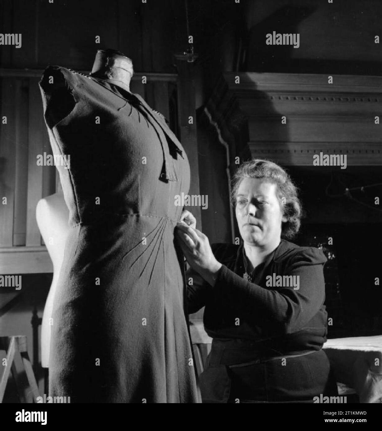 London Fashion Designers- the work of Members of the Incorporated ...