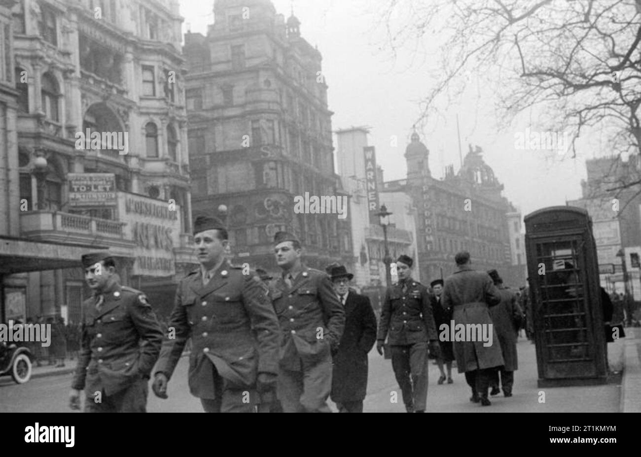 London in the Fifth Year of War- Everyday Life in London, England, UK ...