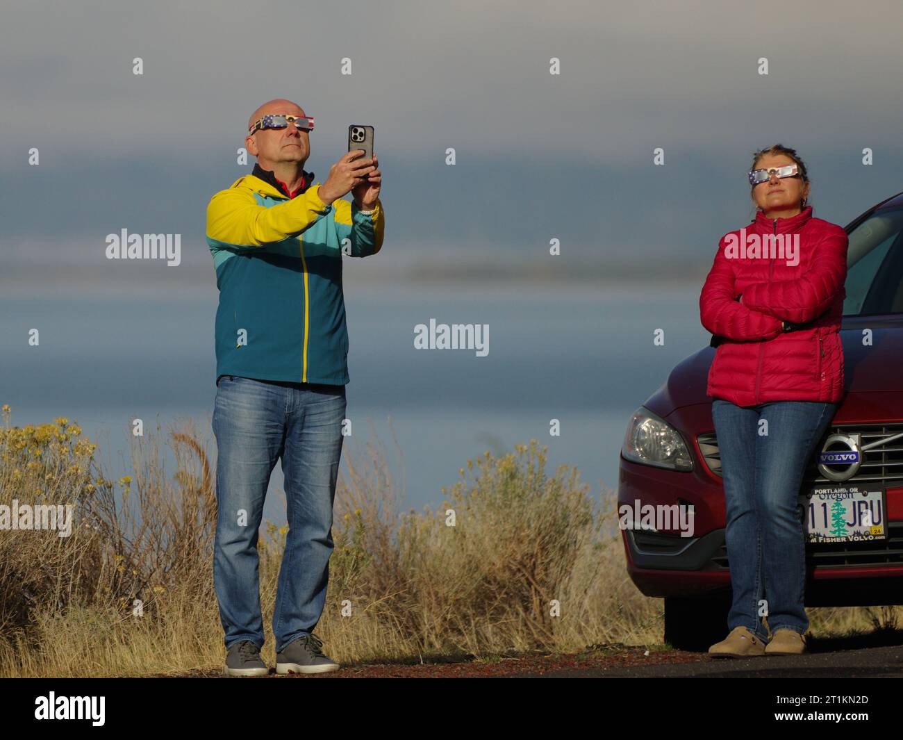 Annular lake hi-res stock photography and images - Alamy