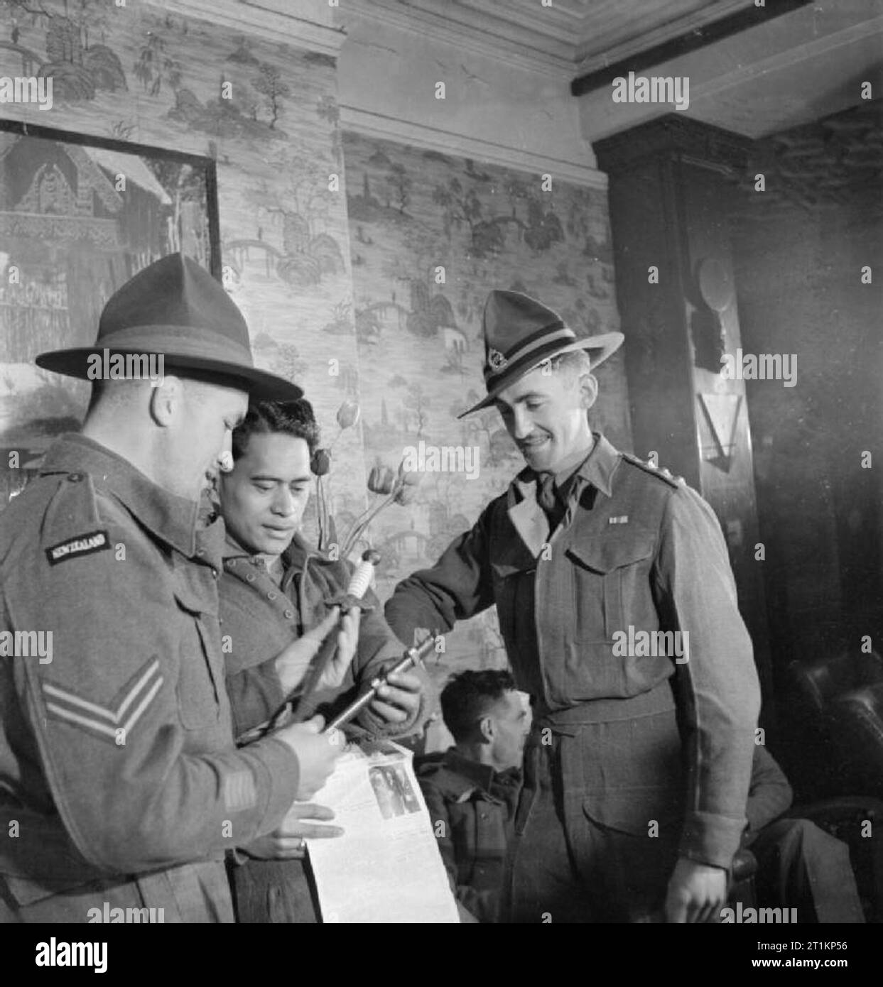 New Zealand Repatriates Arrive in England- Everyday Life For ...