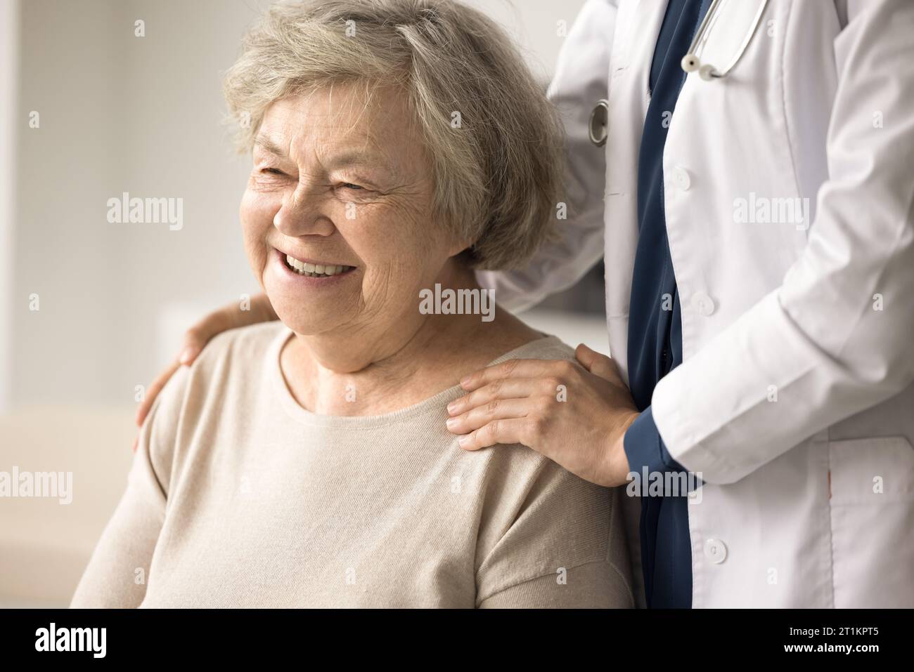 Doctor receives patient in hi-res stock photography and images - Alamy