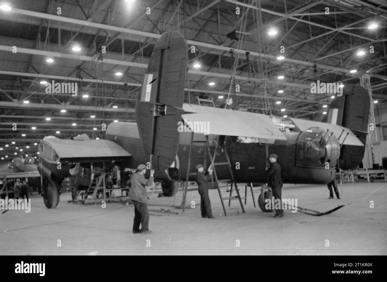 Ww2 halifax bomber Black and White Stock Photos & Images - Alamy