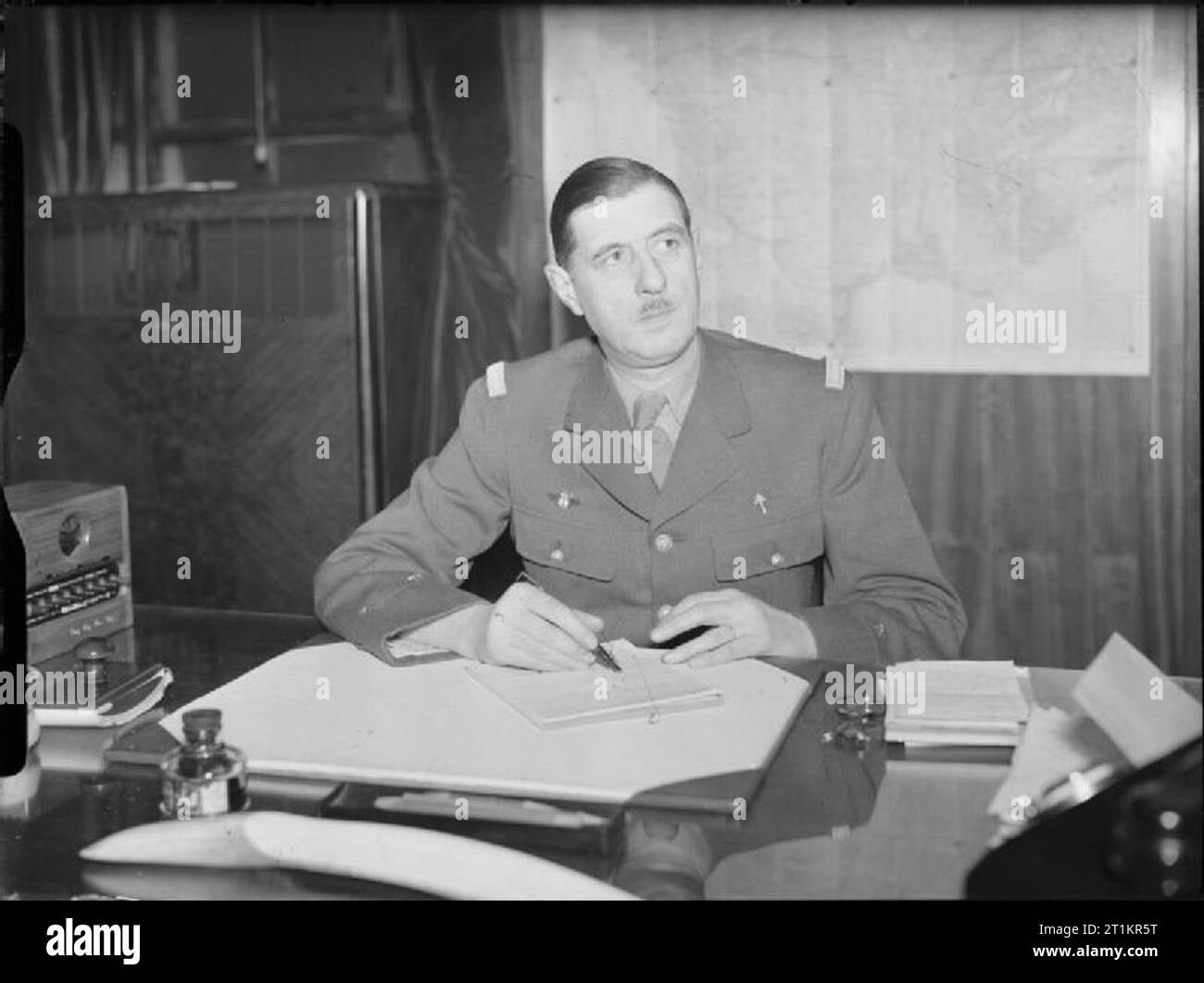 Second World War Personalities- Charles De Gaulle A portrait of Charles ...