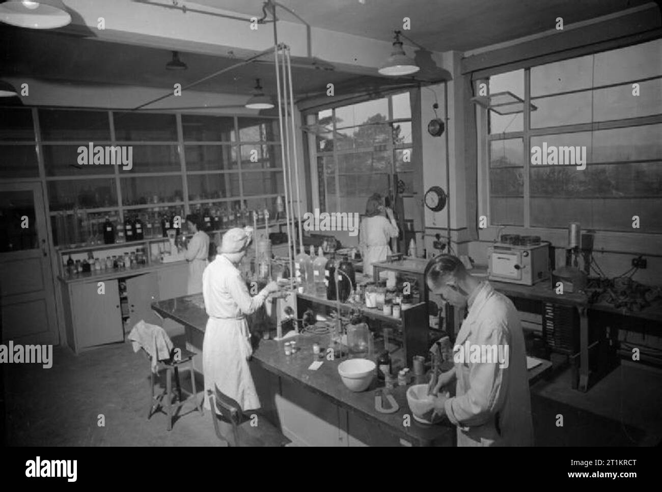 Sparking Plugs For Flying Forts- Production of Spark Plugs For Flying ...