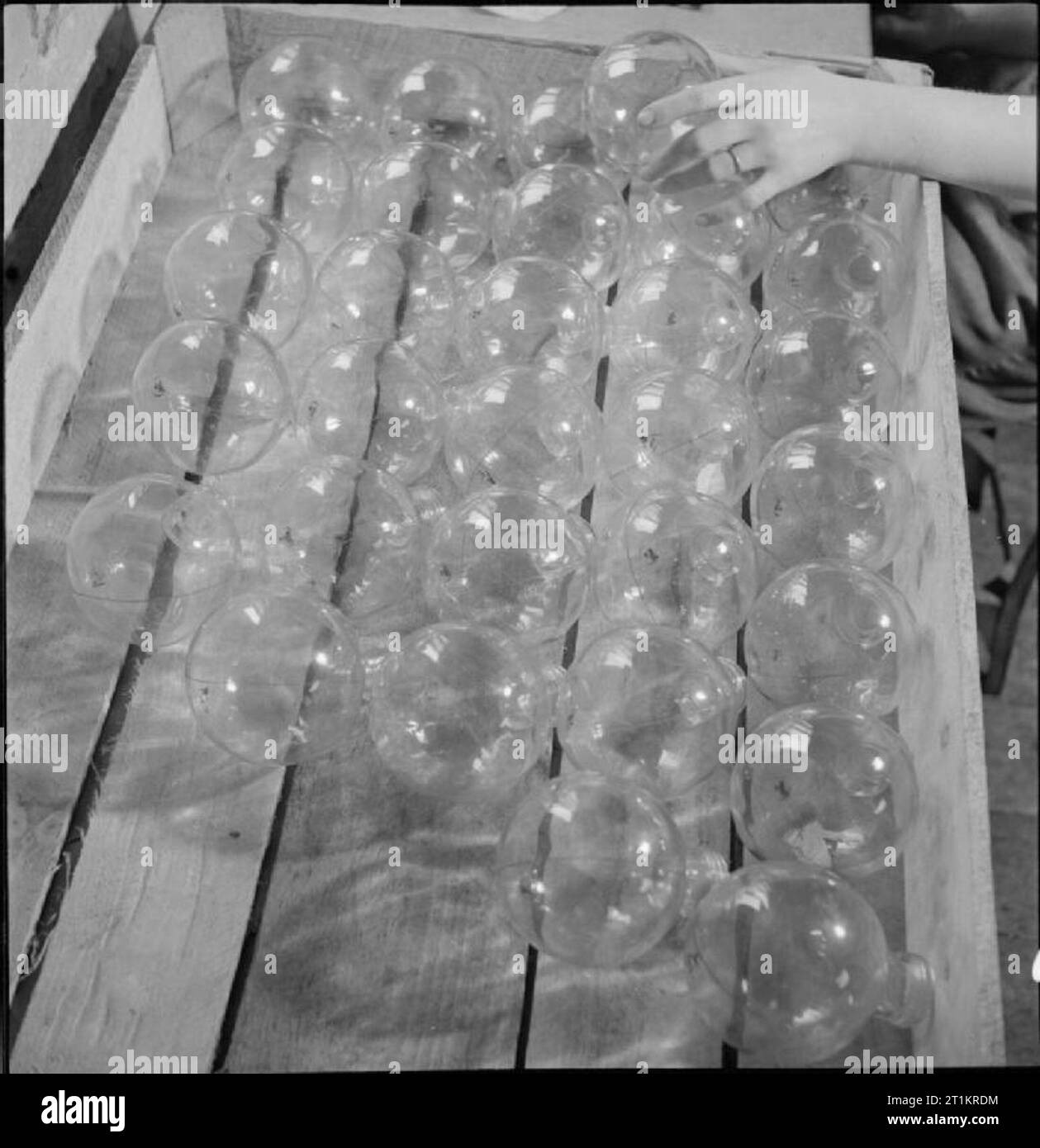 Sticky Bomb- the Production of the No 74 Grenade in Britain, 1943 A ...