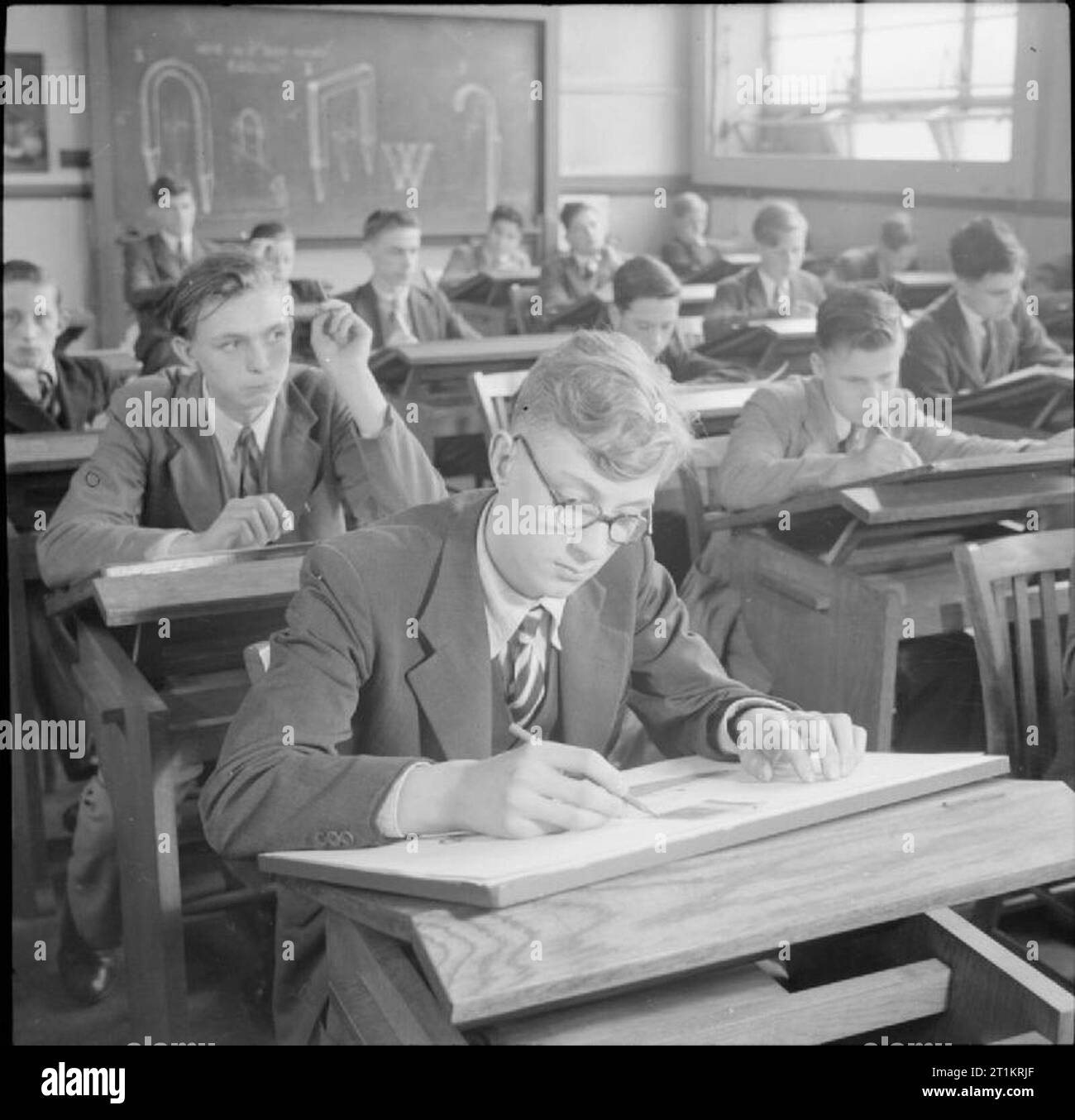 Technical School- Training at Tottenham Polytechnic, Middlesex, England ...