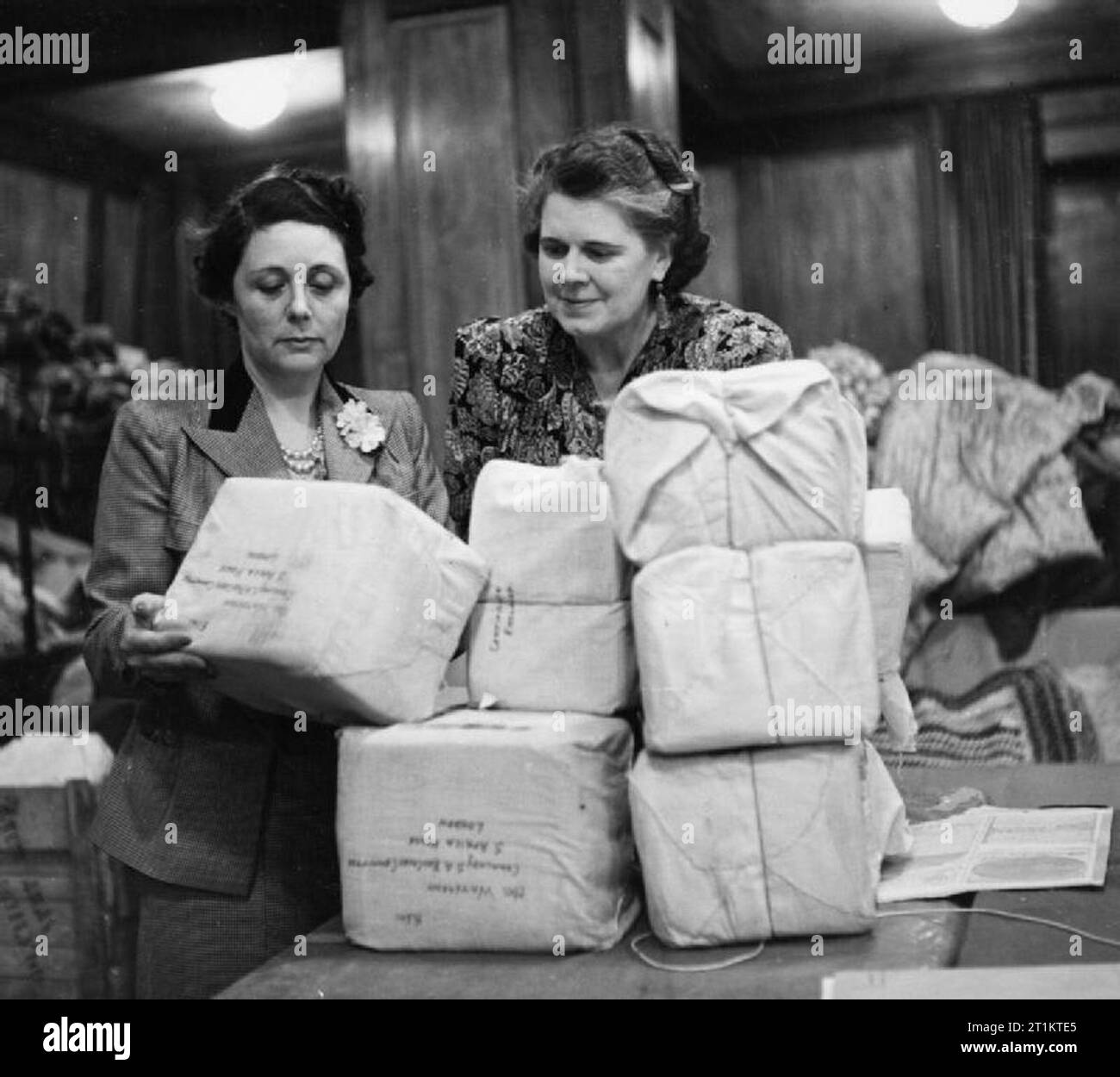 The work of the South African Volunteer Service, London, England, 1941 ...