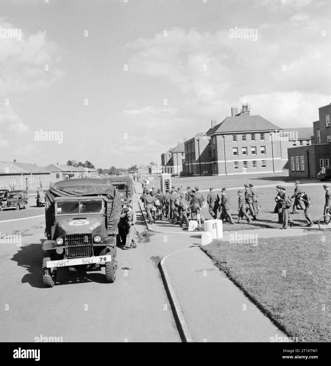 US Army University, Shrivenham, England, UK, 1945 Students and staff at ...