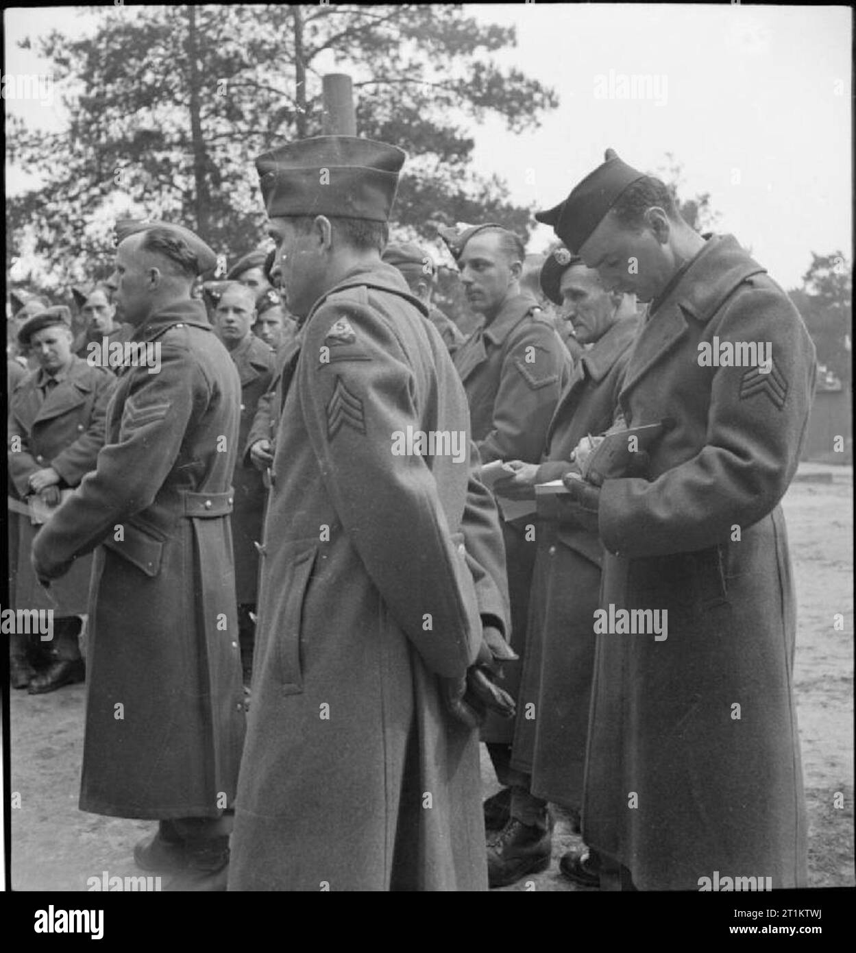 US Troops Attend British Army School- American Soldiers Train at the ...