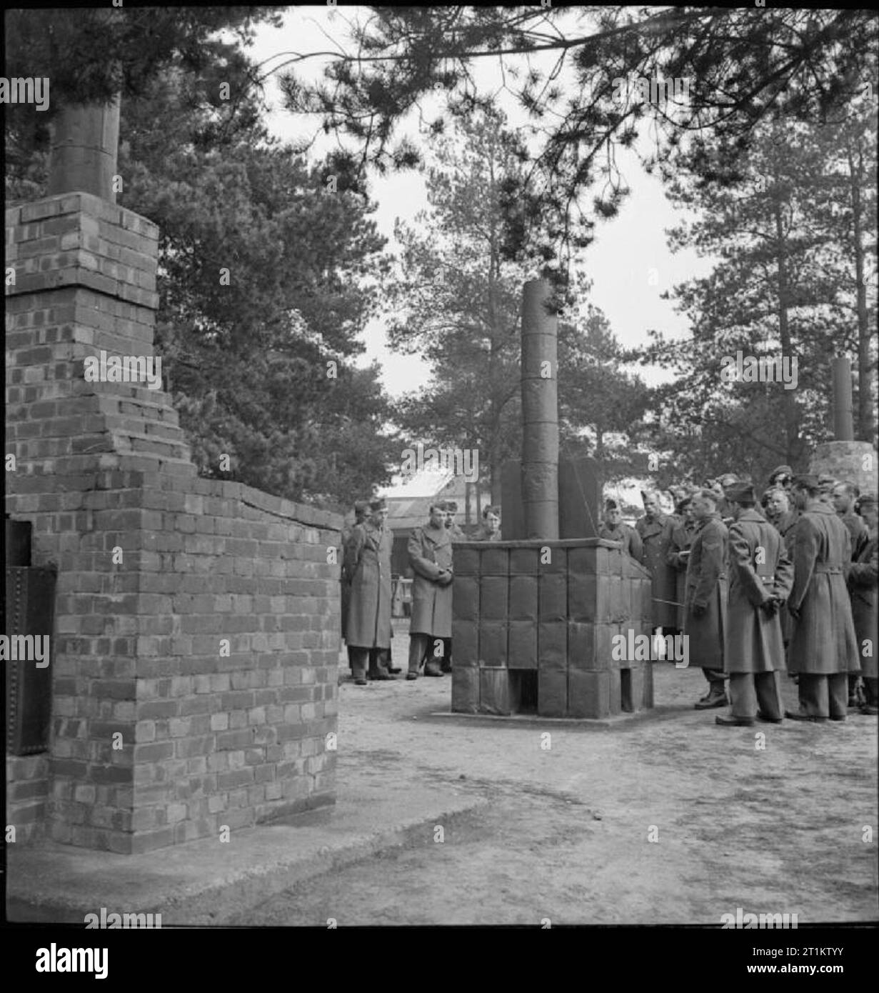 US Troops Attend British Army School- American Soldiers Train at the ...