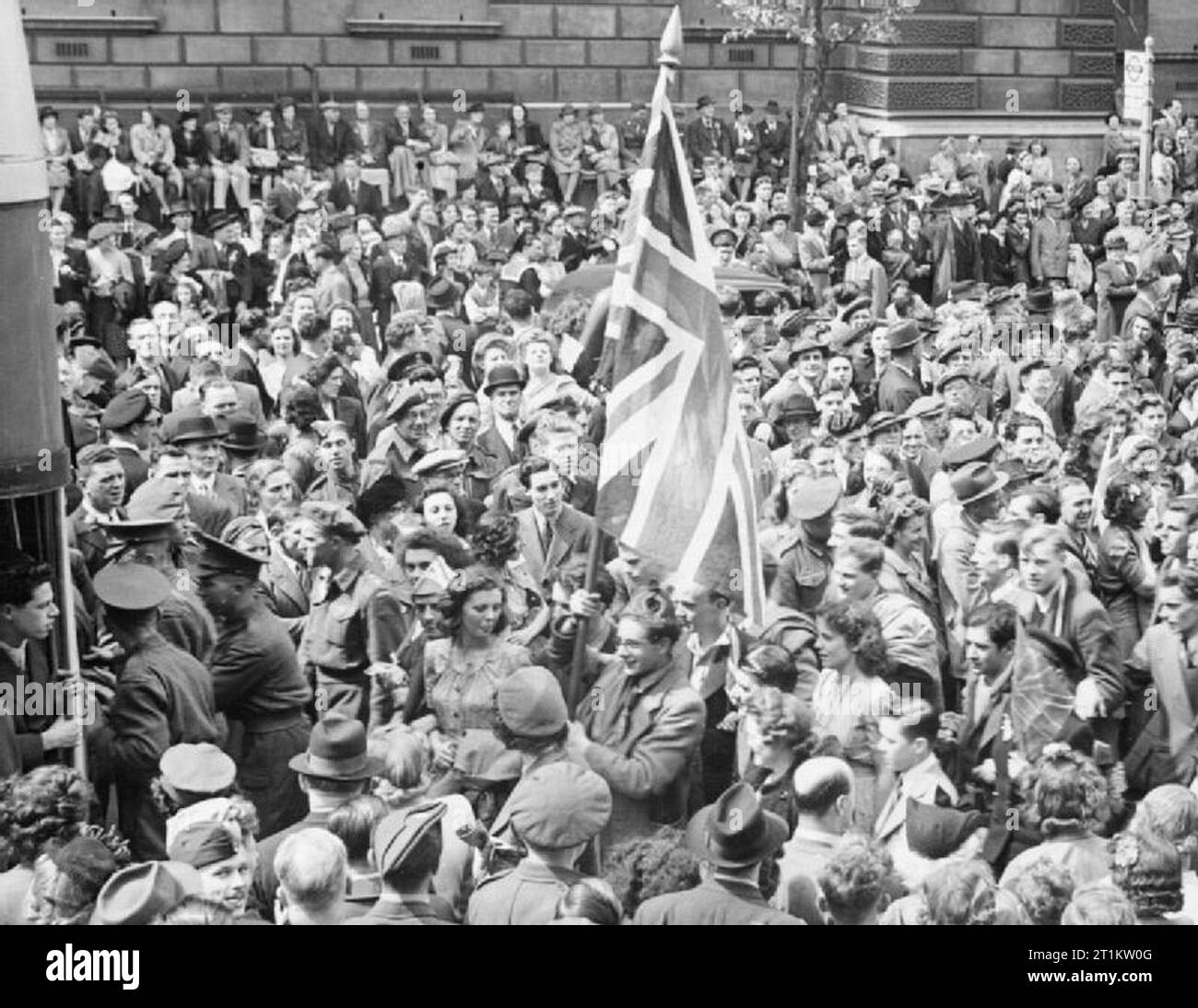 8 may 1945 children hi-res stock photography and images - Alamy