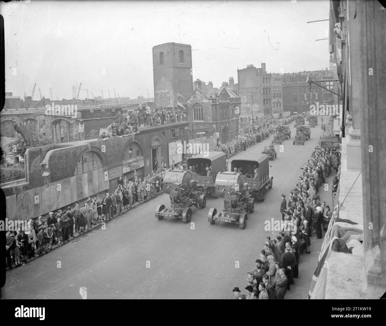 Victory Parade in London, England, UK, 8 June 1946 Crowds line the ...