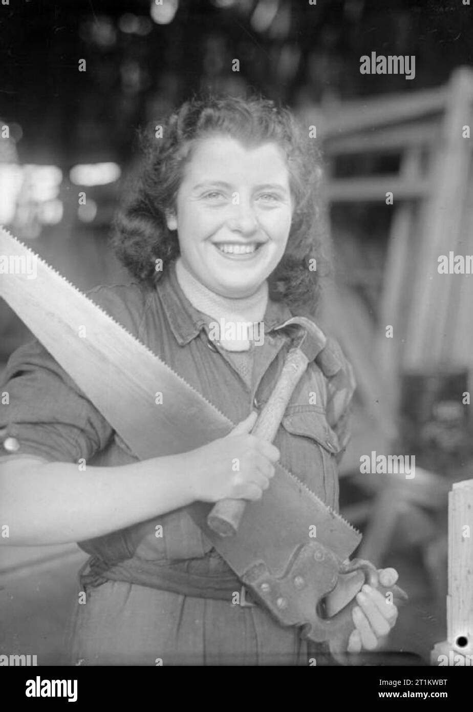 Women Carpenters Then and Now- Women at work in England, 1941 16 year ...