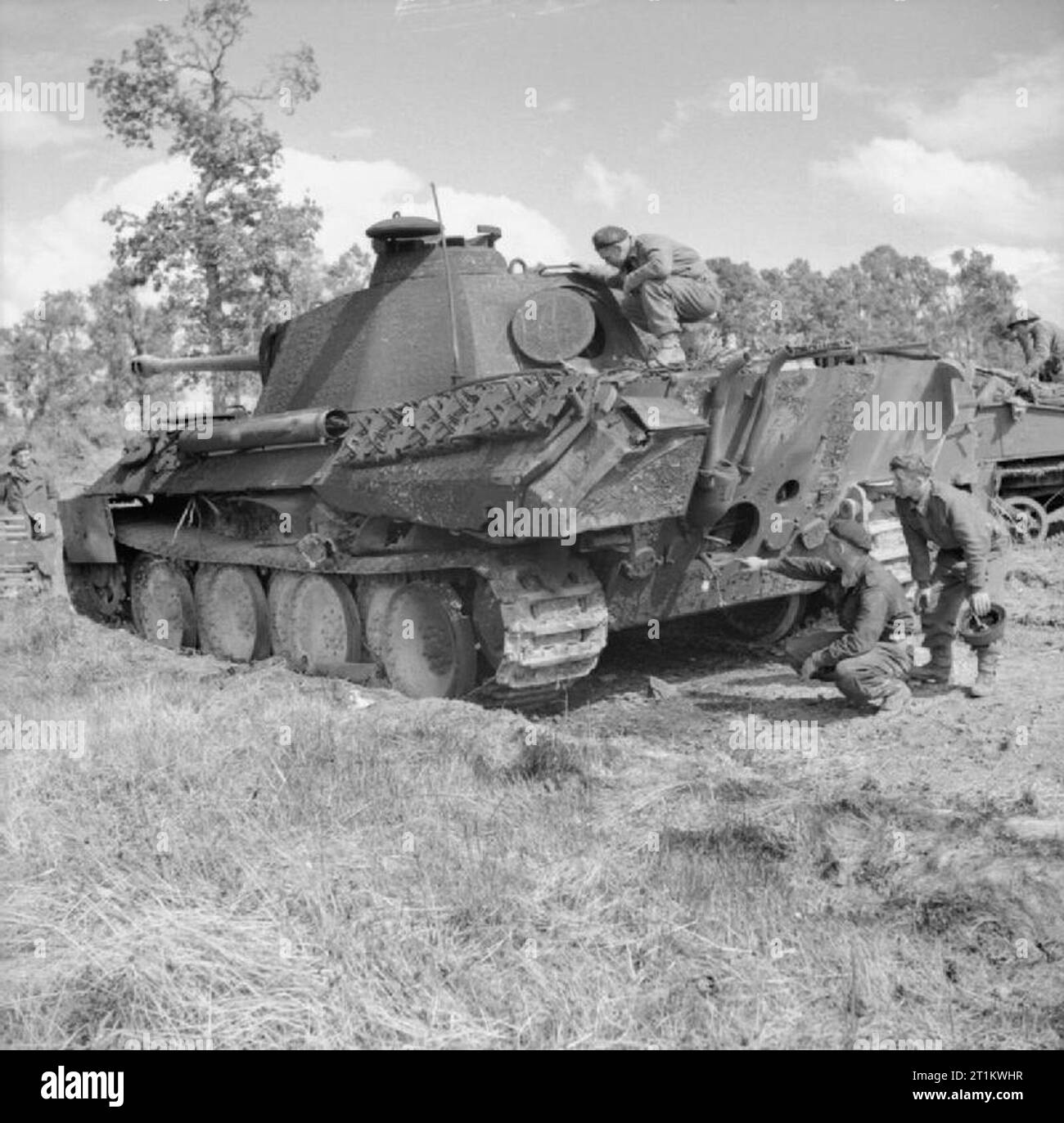 The British Army in Normandy 1944 A 6-pdr anti-tank gun crew of the ...